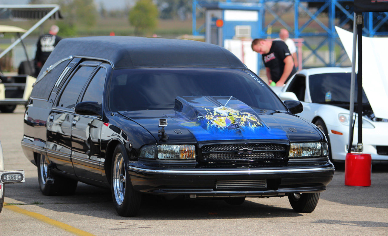 Madness - The World's Fastest Hearse - Arne's Antics