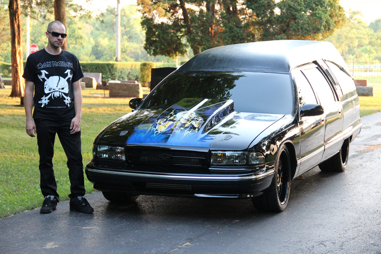 Madness - The World's Fastest Hearse - Arne's Antics